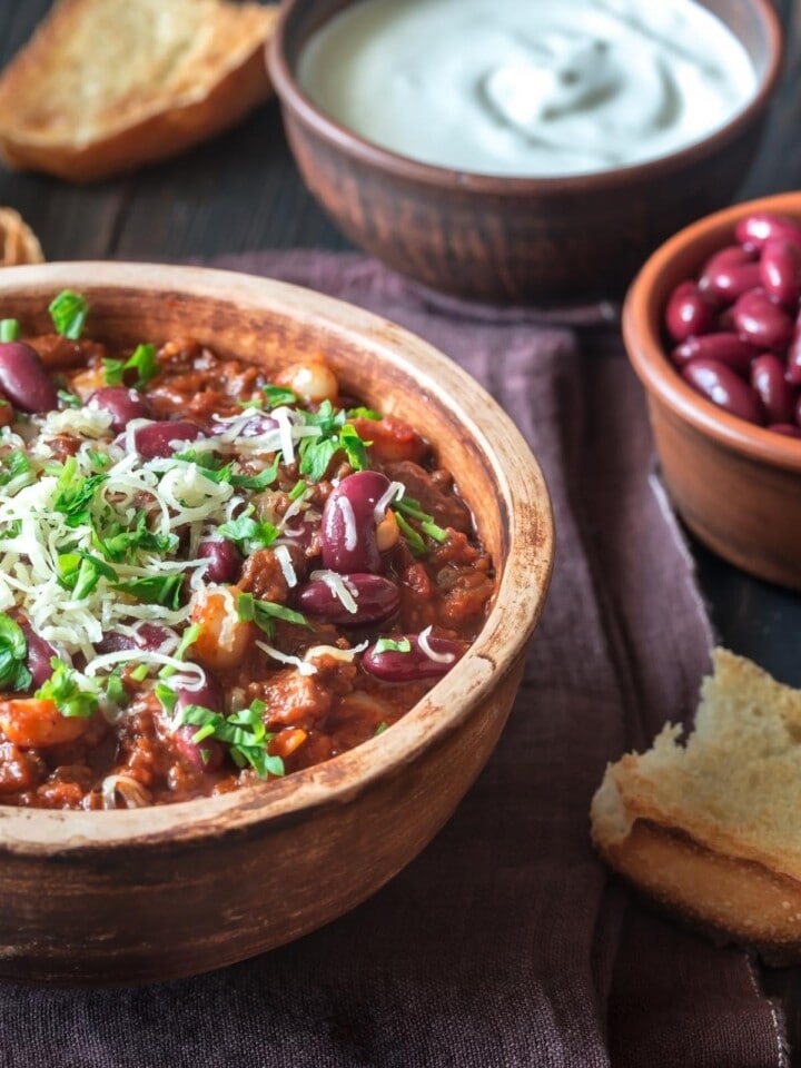 Chili Dinner Ideas: Easy Party Food Bar Inspiration - Intentional ...