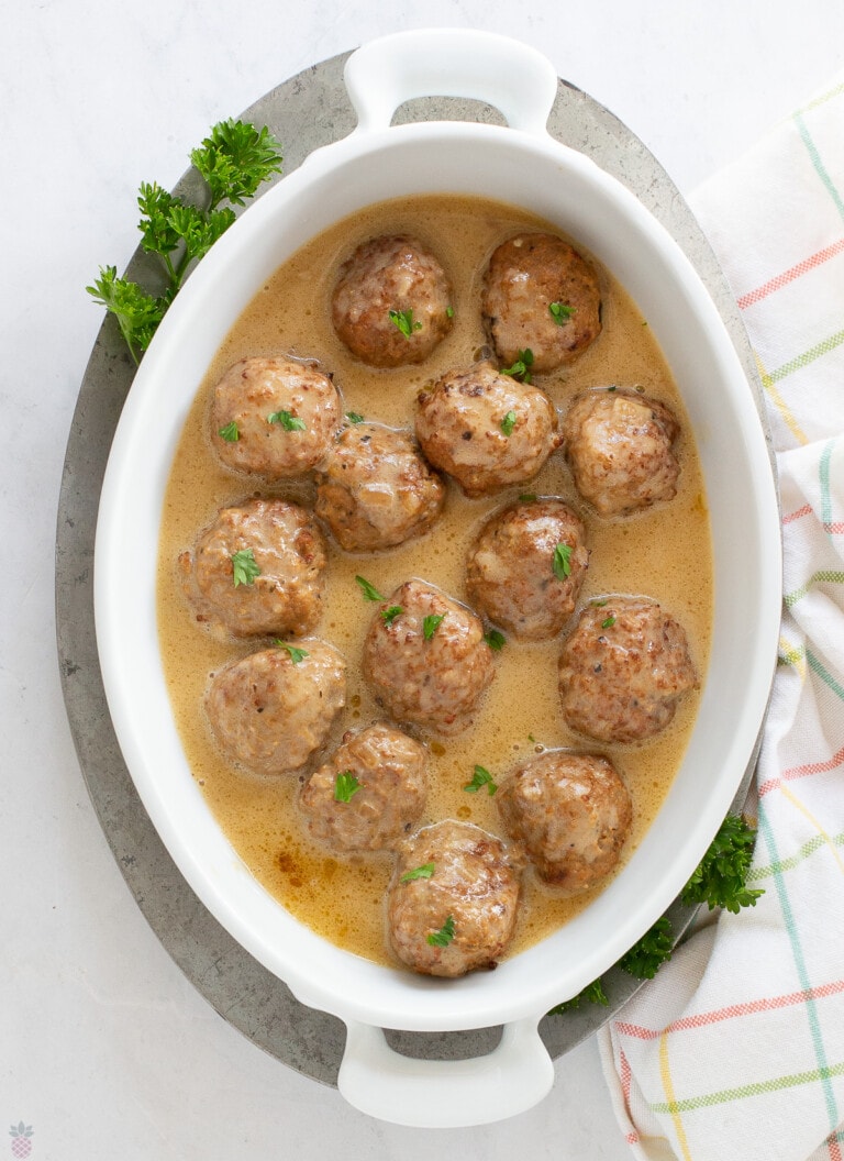 Creamy Rich Meatballs and Gravy Recipe (Easy Slow Cooker)