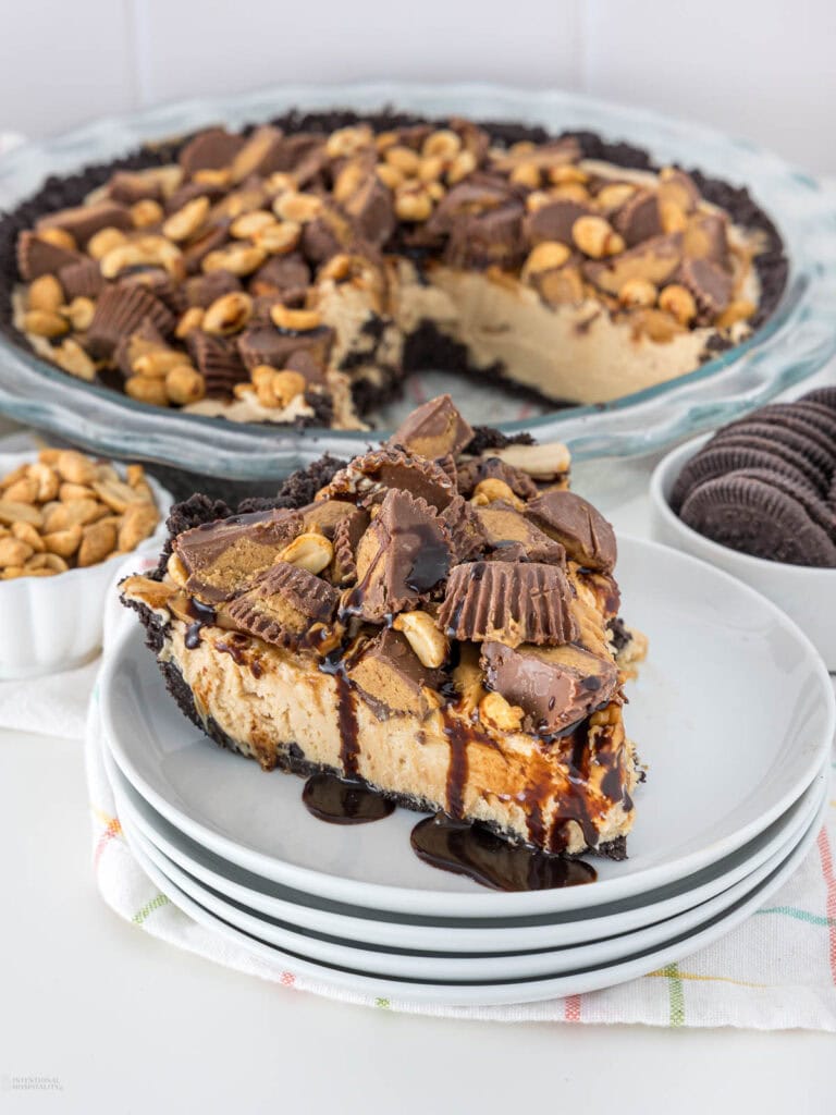 No-Bake Chocolate Peanut Butter Pie