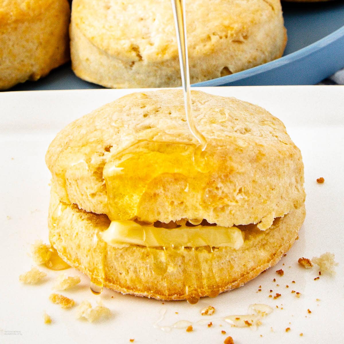 The Foolproof Way to Bake 2 Ingredient Biscuits for Any Meal ...