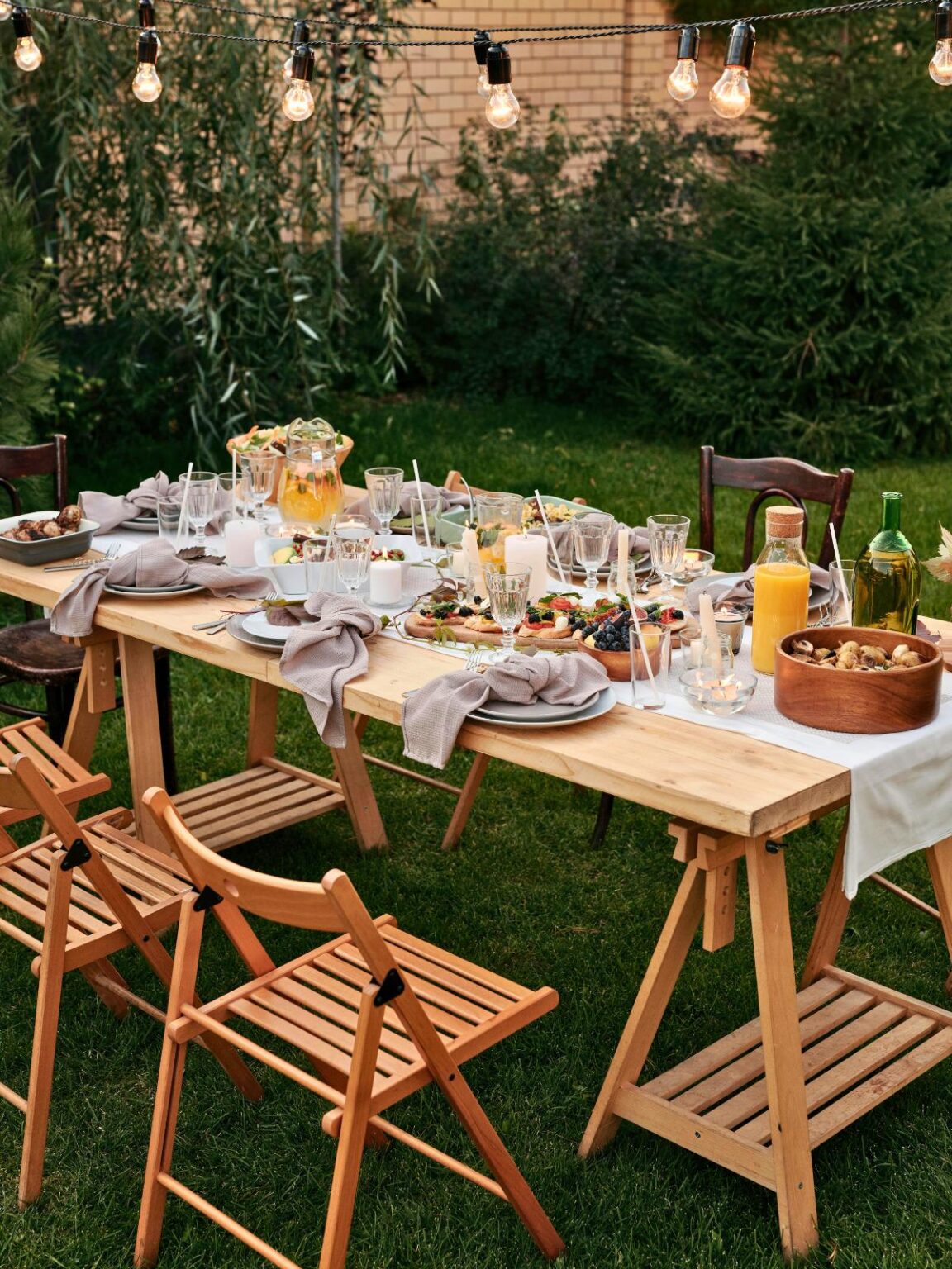 How to Start a Supper Club With Friends